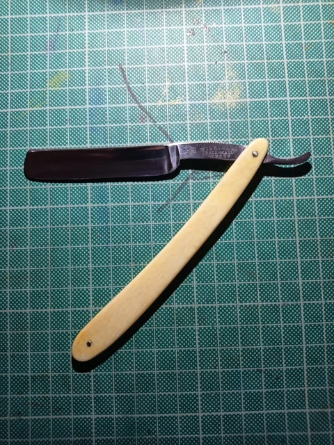 WILKINSON PALL MALL London Straight Razor Vintage Wet Shaving Used Tool ...