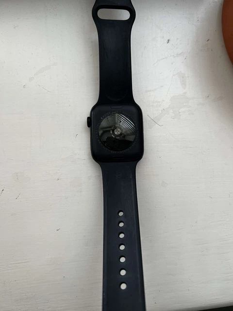 APPLE WATCH SE 44mm With GPS Cellular. Midnight Colour £280.00 ...