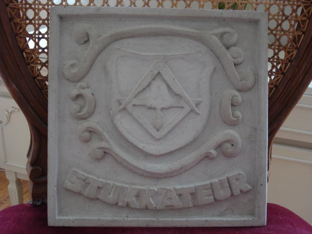STUCCO - STUCCOAT of Arms - 101-266B Concrete Medallion for Outdoor ...
