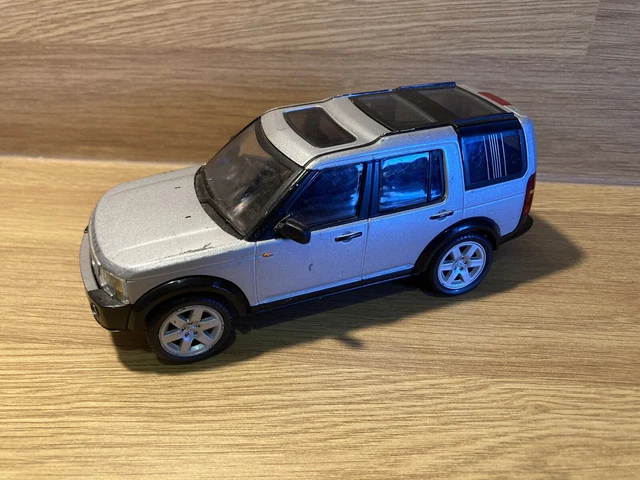 VOITURE LAND ROVER Discovery V8 HSE Britains No.40790 2004 - Échelle 1: ...