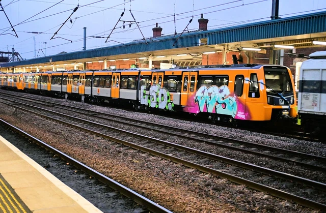 CLASS 555 NO 555028 in metro with graffiti at doncaster £2.20 - PicClick UK