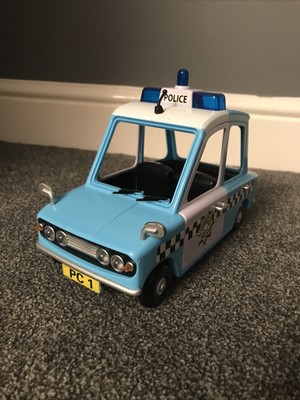 POSTMAN PAT PC Selby Police Car, Postman Pat, Police Car, PC Selby ...