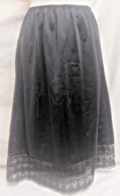 VINTAGE CHARNOS BLACK waist slip wide lace hem 14, 27" waist, 26 ...