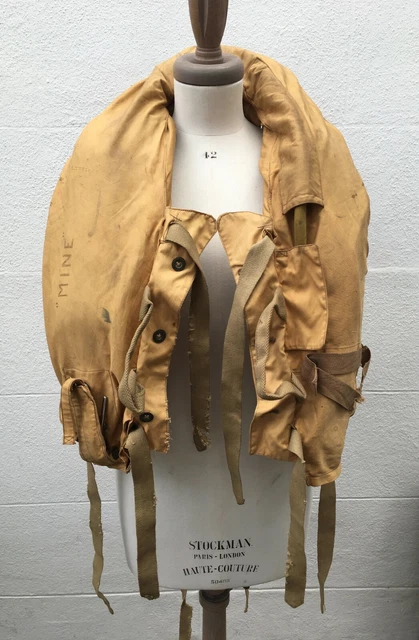 ORIGINAL 1941 RAF WW2 MAE WEST Inflatable Life Preserver Flap type ...