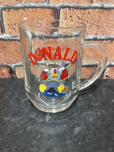 WALT DISNEY DONALD DUCK GLASS BOXING Disneyland resort Exclusive £9.99 ...