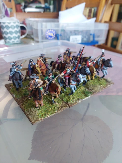 12 X 28MM Warlord TYW/ECW Carbine/ Dragoon Armed Cavalry £63.12 ...