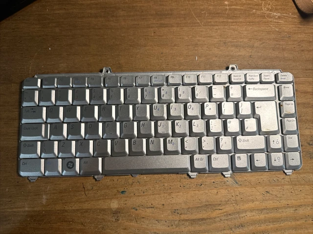 DELL XPS M1330 Keyboard 0RN127 UK Layout Silver A130 Fully working ...