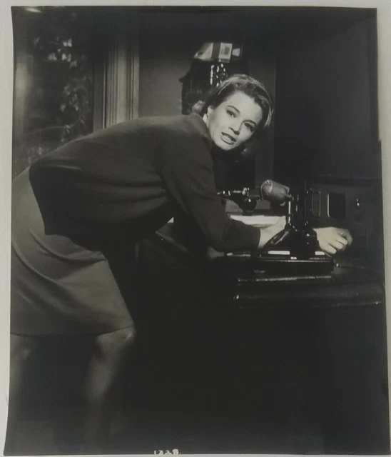 OPERATING PHOTO/1966/THE CHASE/THE Ruthless Pursuit/Angie Dickinson £6. ...