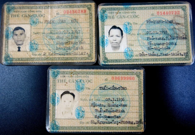 VIETNAM VNCH ID Card 1960-70 THẺ CĂN CƯỚC Vietnamese Men Lotto di 3 ...