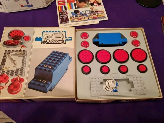 VINTAGE LEGO SET 100 4.5V Motor with Wheels from 1969 + Assorted Bundle ...