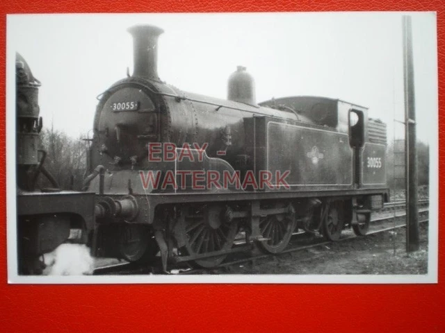 PHOTO SR Class M7 Loco No 30055 At Three Bridges 4/1962 £2.70 - PicClick UK