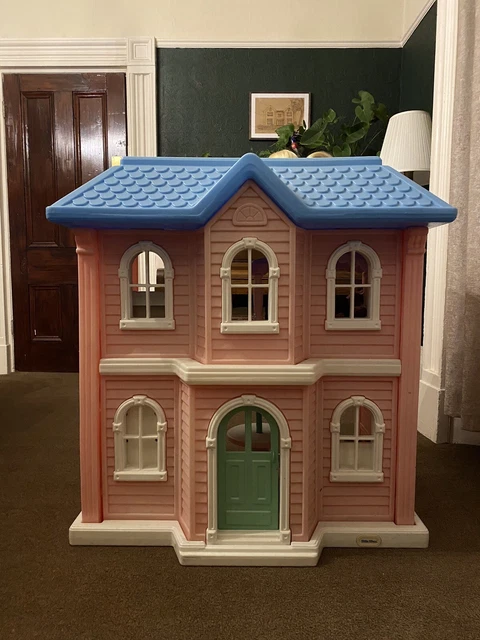 LITTLE TIKES MY Size dolls house for Barbie, Sindy, Action Man, Dora ...