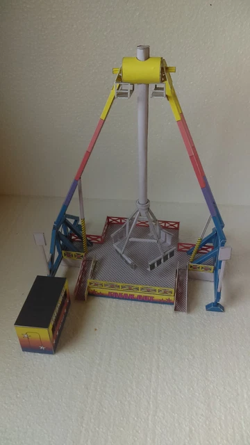 FAIRGROUND MODEL OO Scale Model Railway Funfair 00 Gauge Freak Out Ride ...