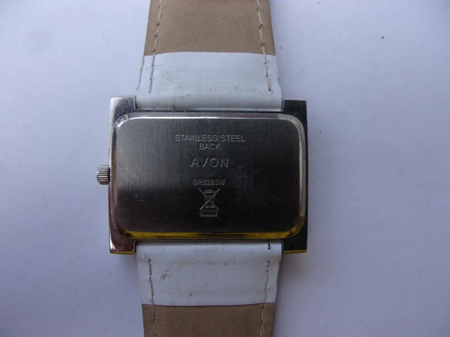 *WORKING SEE VIDEO* AVON Women’s Ladies White Rectangular Watch SR626SW ...