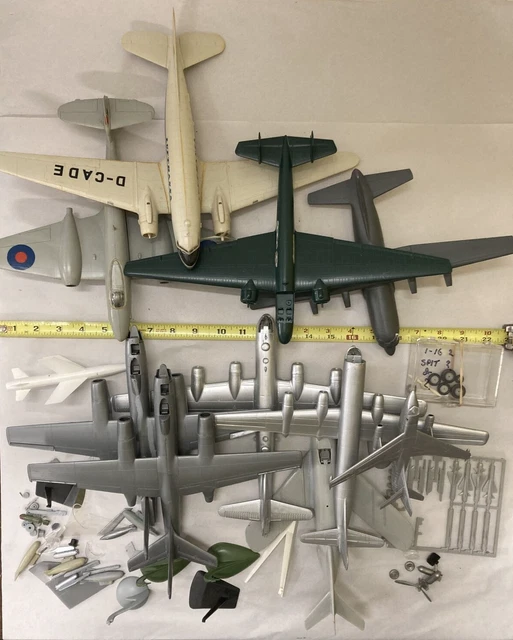 MILITARY MODEL KIT of 10 Aircraft Built Planes Jets Bomber Decals WW2 ...