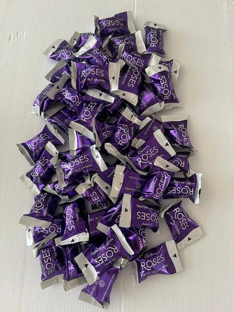 CADBURY ROSES HAZEL In Caramel X50 Free Tub Free 1St Class Post Gift ...