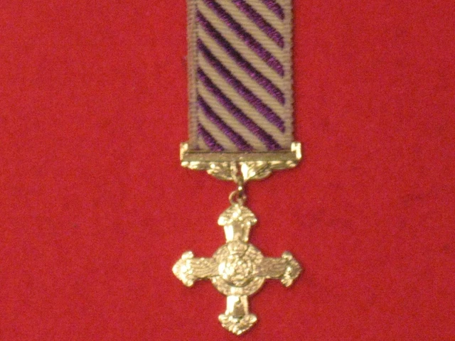 MINIATURE BRITISH GALLANTRY Distinguished Flying Cross DFC Medal George ...