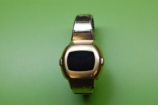 1973 PULSAR LED P3 Time Computer 14k Gold Filled Mens Wrist Watch $123. ...