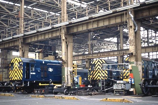 ORIGINAL COLOUR SLIDE of ex works 08683 BR class 08 diesel shunter loco ...