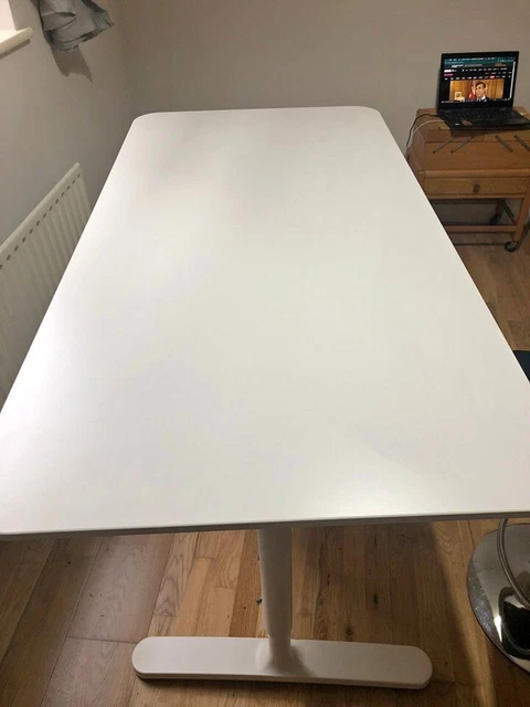 IKEA WHITE MELAMINA Desk ( Bekant model) 160 cm x 80 cm £60.00 ...