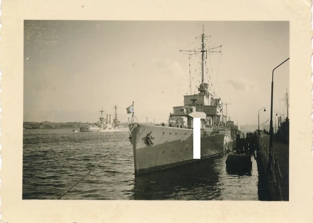 KRIEGSMARINE KRIEGSSCHIFF ZERSTÖRER Z-10 Hans Lody & Linienschiff WK II ...