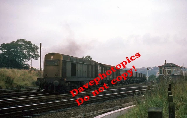 ORIGINAL 35MM Slide Diesel/Electric/Steam Train/Railway 20220 up train ...