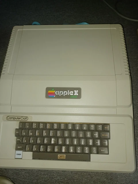VINTAGE APPLE II Plus A2S1048 Computer with box, manual - Very Clean ...