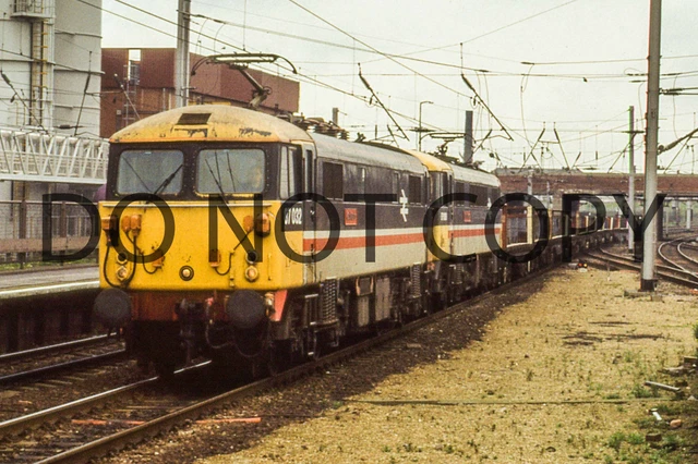 UK DIESEL TRAIN Railway Photograph Of Class 87 87032 Loco. (Rm87-77) £1 ...