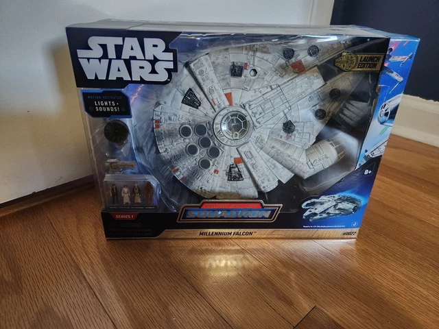 2022 STAR WARS Millennium Falcon Micro Galaxy Squadron Launch Edition ...
