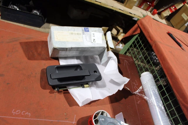 ORIGINAL MERCEDES LKW Actros MP/2-MP/3 - Türgriff Griff 9417600659 NEU ...