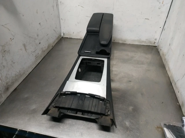 A2046800150 APOYABRAZOS CENTRAL MERCEDES CLASE C (W204) BERLINA * 2008 ...