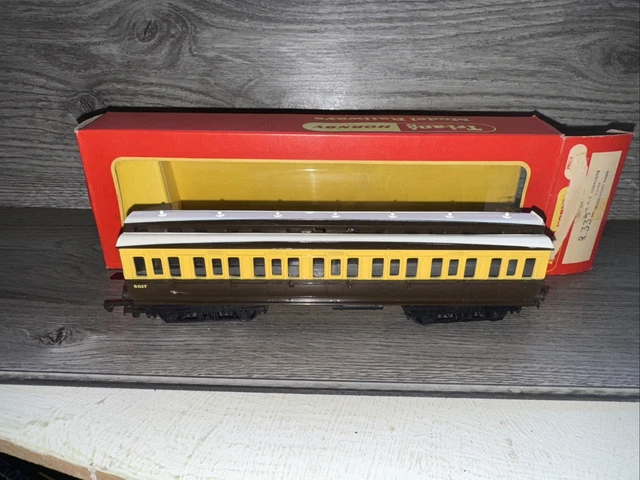 TRI-ANG HORNBY R332 OO Gauge GWR Clerestory Composite Coach 5017 ...