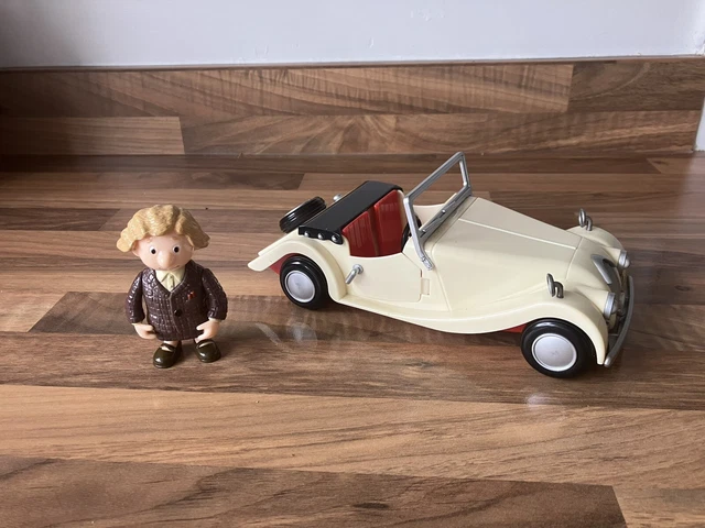 RARE POSTMAN PAT Dr SYLVIA1 Gilbertson Morgan 4/4 Series V Figure ...