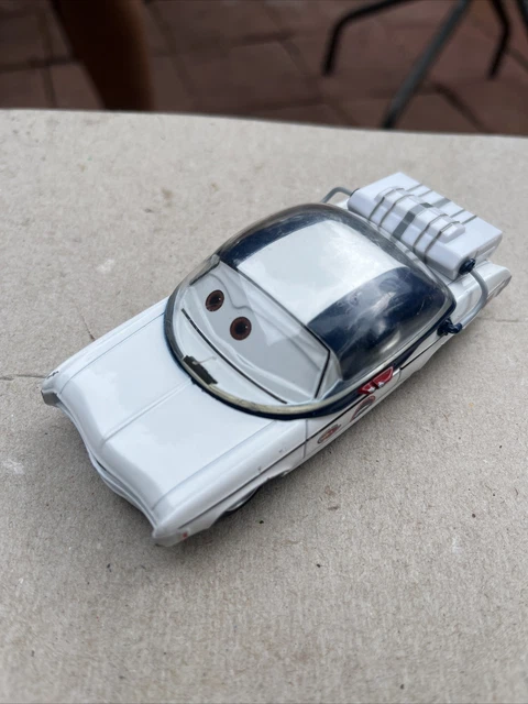 DISNEY PIXAR CARS Toon Take Flight Autonaut Moon Mater Chevy Impala ...