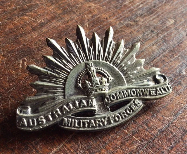 AUSTRALIAN WW2 AIF Nurse Rising Sun Collar Badge EUR 109,08 - PicClick FR