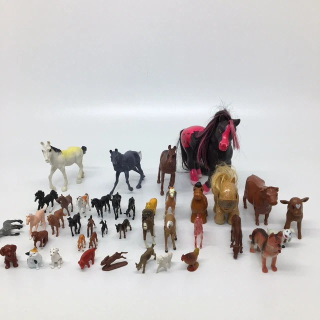 MIXED LOT OF 40 Farm Animal Toys Assorted Sizes and Brands - Horses ...