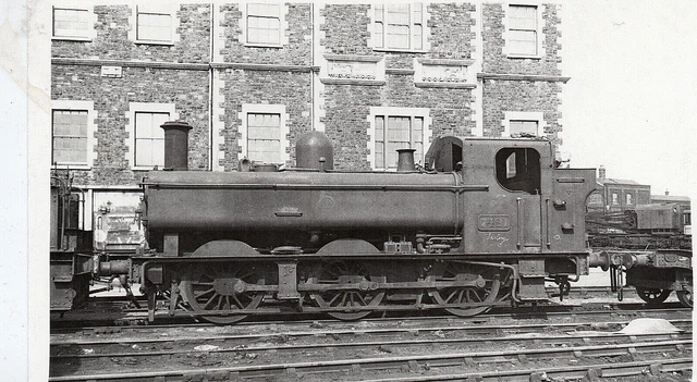 EX GWR 74XX CLASS 0-6-0T No 7421 @ SWINDON ? R/PHOTO £1.30 - PicClick UK