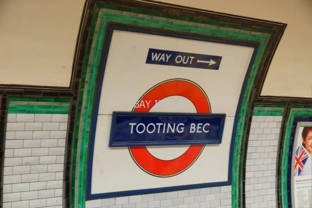 PHOTO TOOTING Bec Underground Station Sign EUR 2,48 - PicClick FR