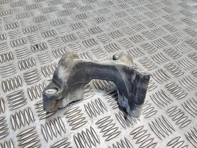 FORD FOCUS 2006 Gearbox mounting bracket TRA49920 £29.99 - PicClick UK