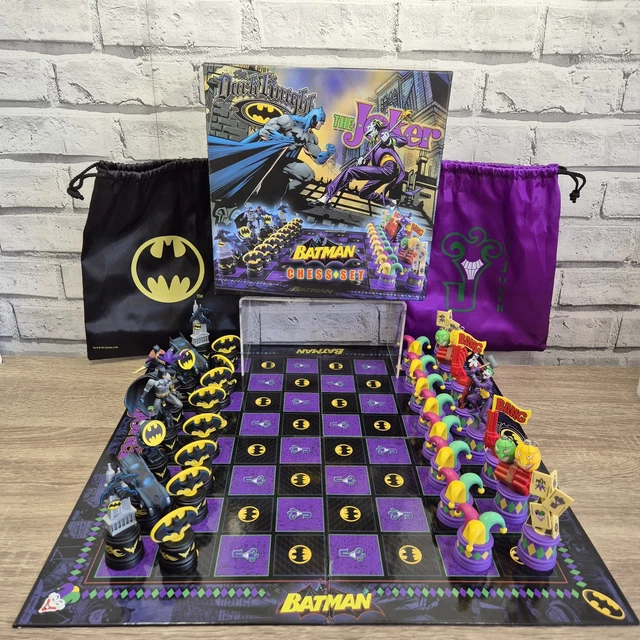 BATMAN CHESS SET The Dark Knight Vs The Joker Noble Collection Complete ...