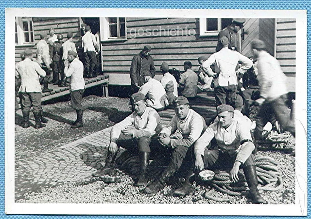 FOTO, PIONIER-AUSBILDUNG, ESSEN am Wasserplatz, um 1938 !!! EUR 9,99 ...