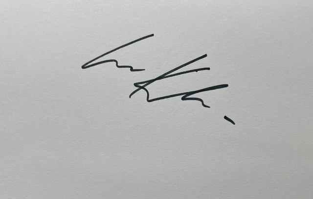 HAND SIGNED LISA KUDROW, FRIENDS, FILM, TV memorabilia autograph £40.00 ...