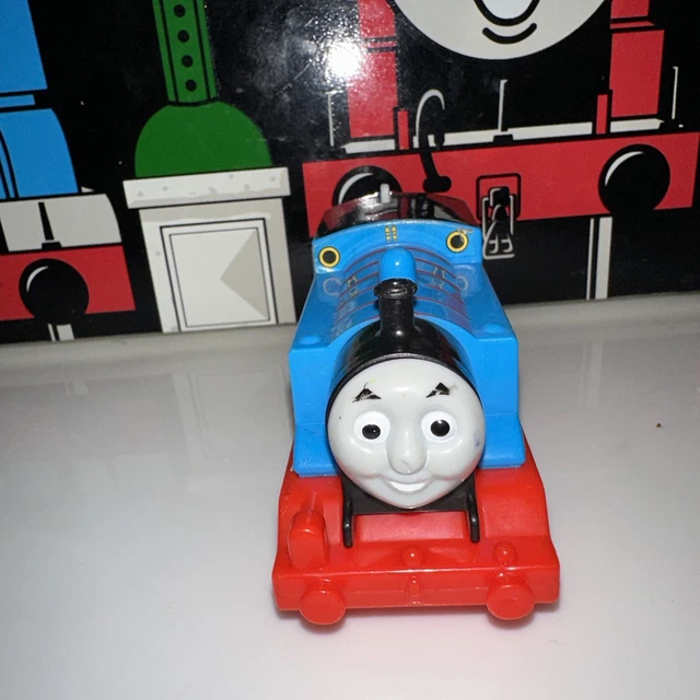 THOMAS & FRIENDS Trackmaster Sodor Race Day Motorized Mattel Train ...
