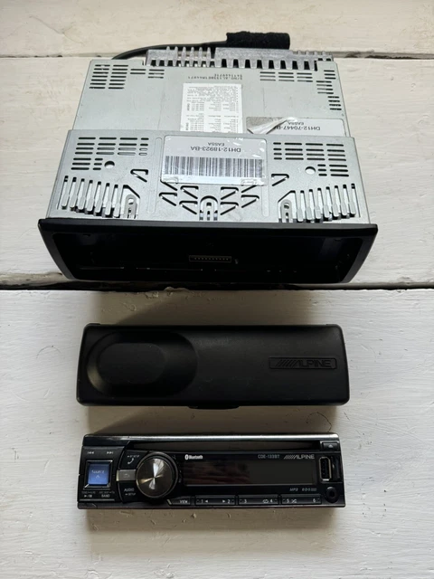 LAND ROVER DEFENDER Tdci Alpine Bluetooth Radio & Case CDE133BT DH12 ...