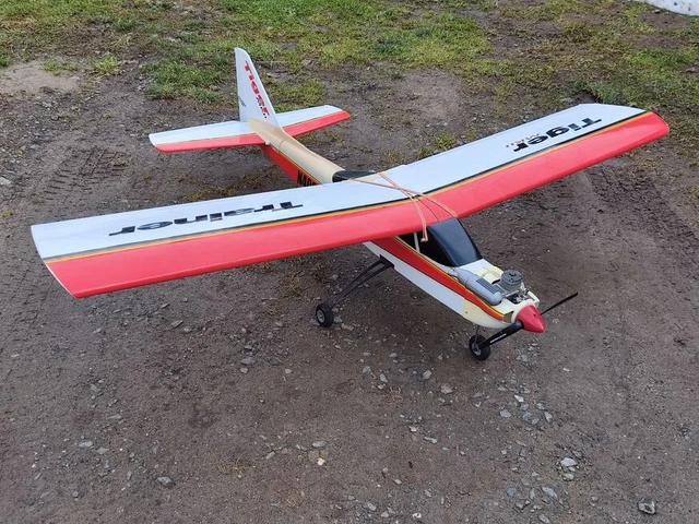 TRAINER 40 MK2 von Thunder Tiger inkl. Motor, Servos, FB, flugfertig ...