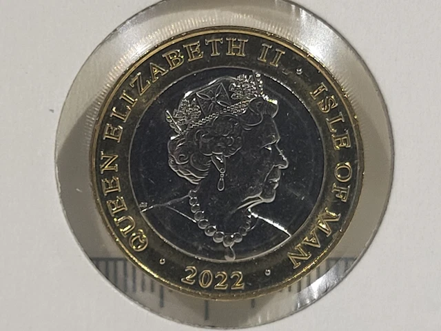 (L1182) 2022 ISLE of Man Two Pounds Coin - TT Flag Marshal £2 £4.37 ...