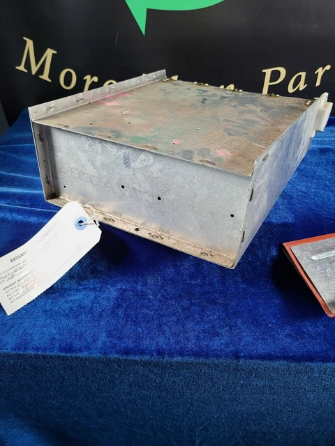 CESSNA MAP CASE Assy c/w door P/N: 0513320-1 $150.00 - PicClick CA