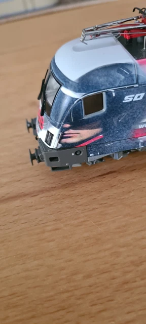 LOCOMOTIVA ELETTRICA ROCO 63829 H0 ÖBB Toro esercito federale senza ...