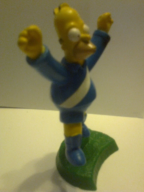 HOMER SIMPSON BY Burger King: 2002 FOOTBALL £0.86 - PicClick UK