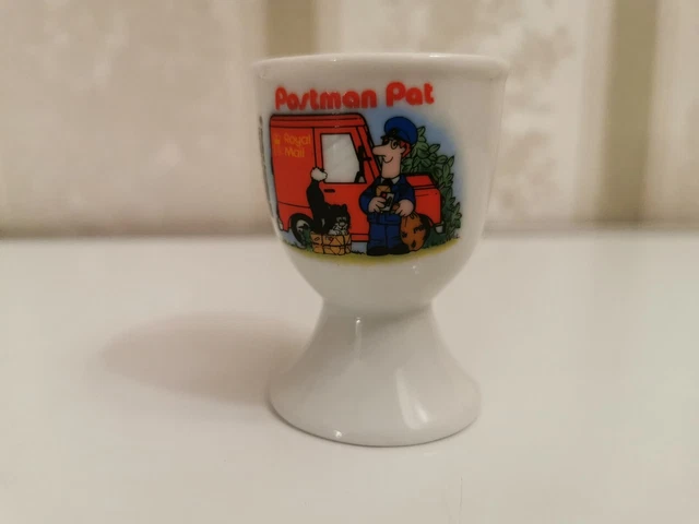 VINTAGE POSTMAN PAT Egg Cup 1996 6.5cm £6.85 - PicClick UK
